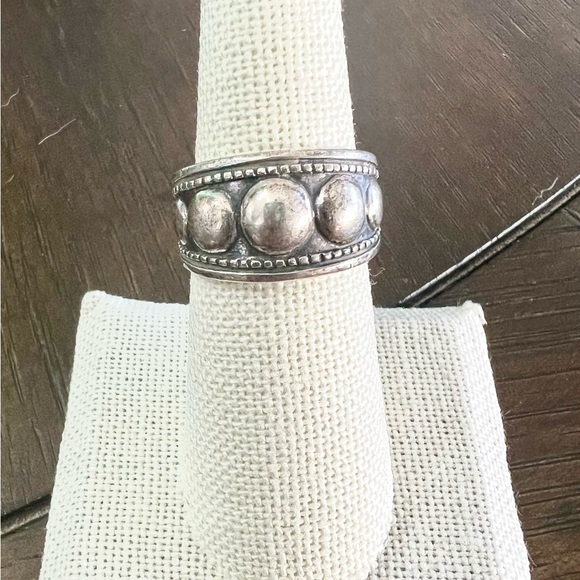 James Avery | Jewelry | Retired James Avery Graduated Bead Ring ...